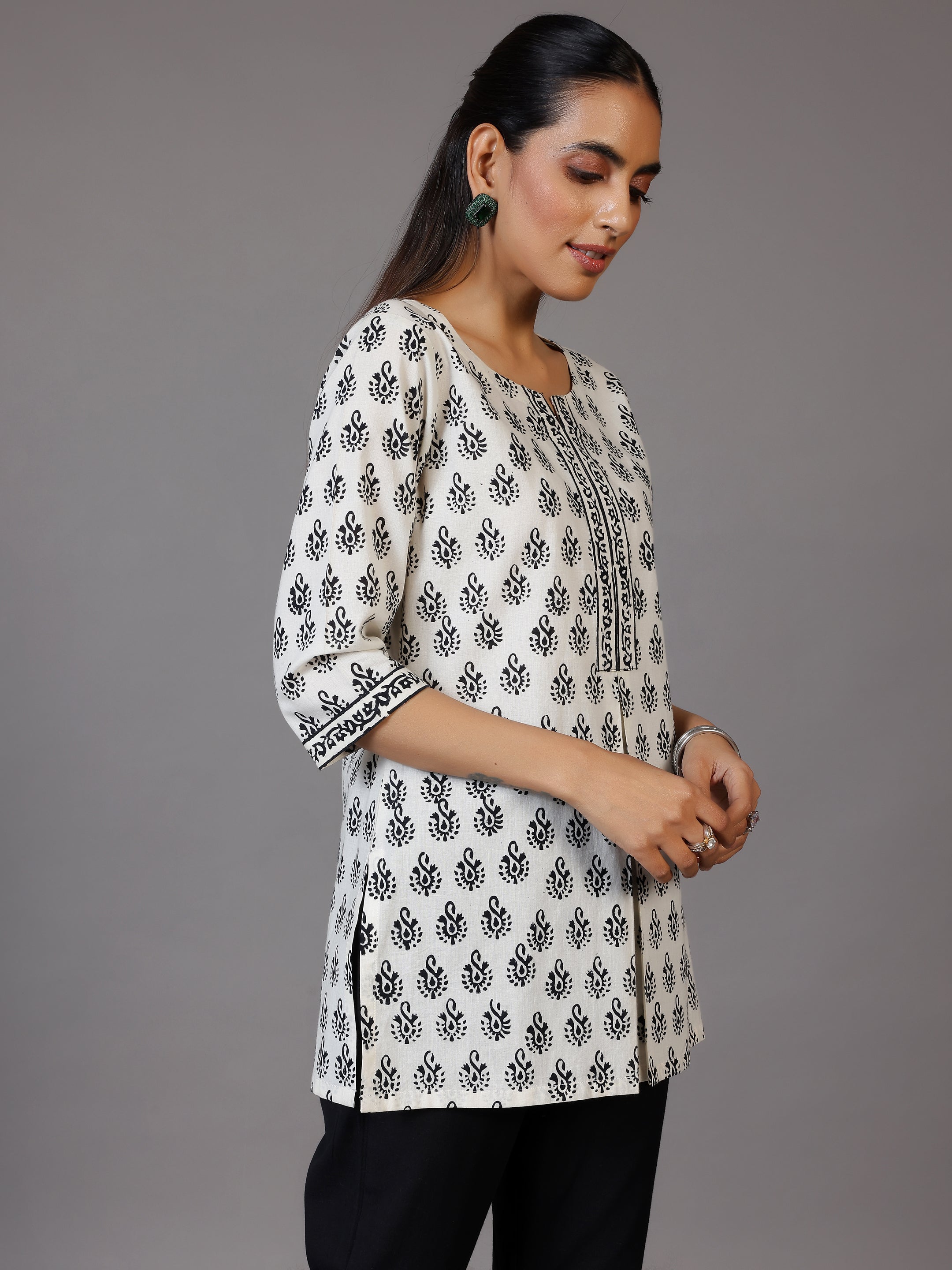 Libas Sale - Upto 50% Off on All Indian Women's Clothing – ShopLibas