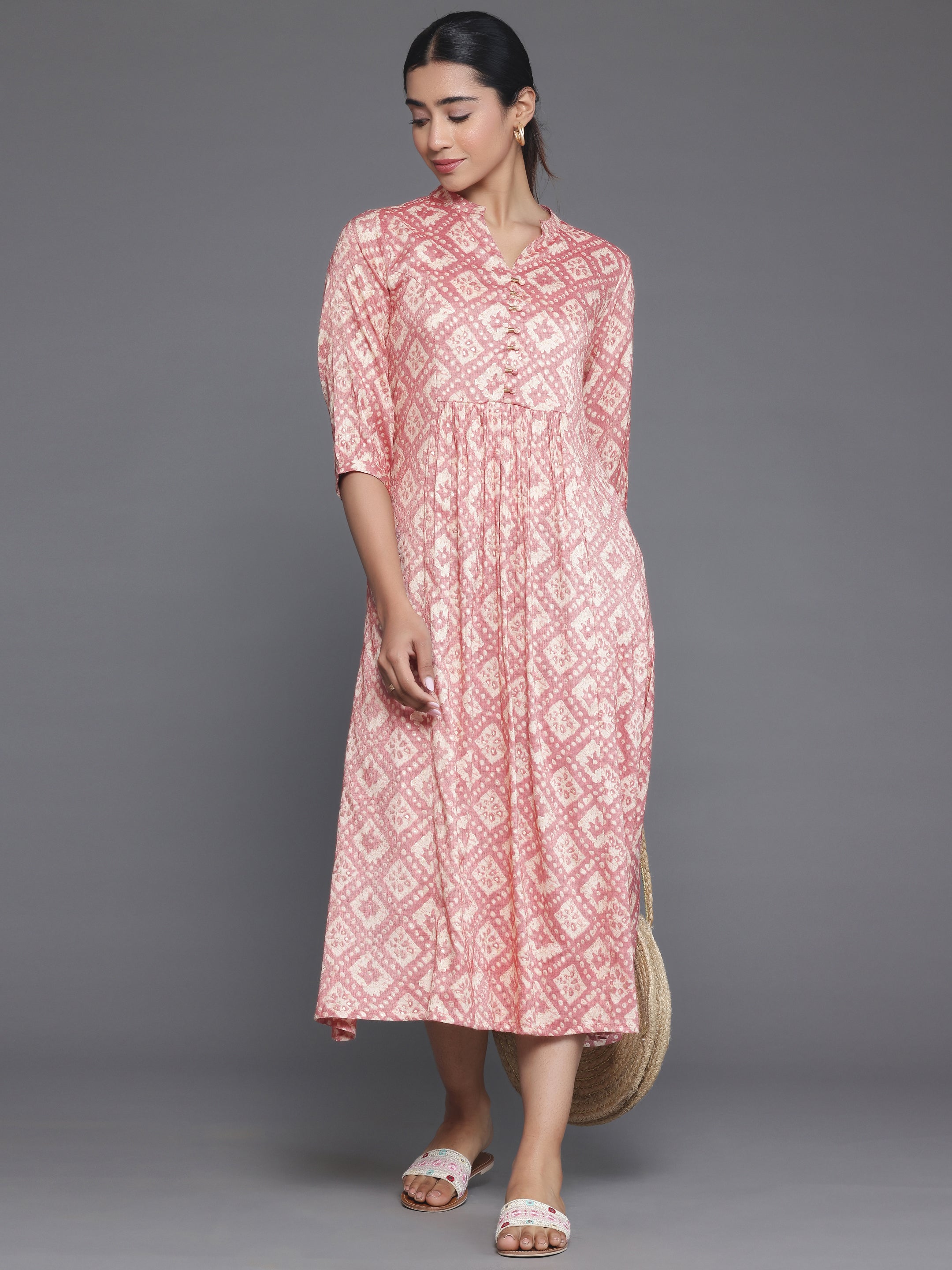 Indian Dresses For Women - Buy Elegant Designer Dresses For Ladies ...