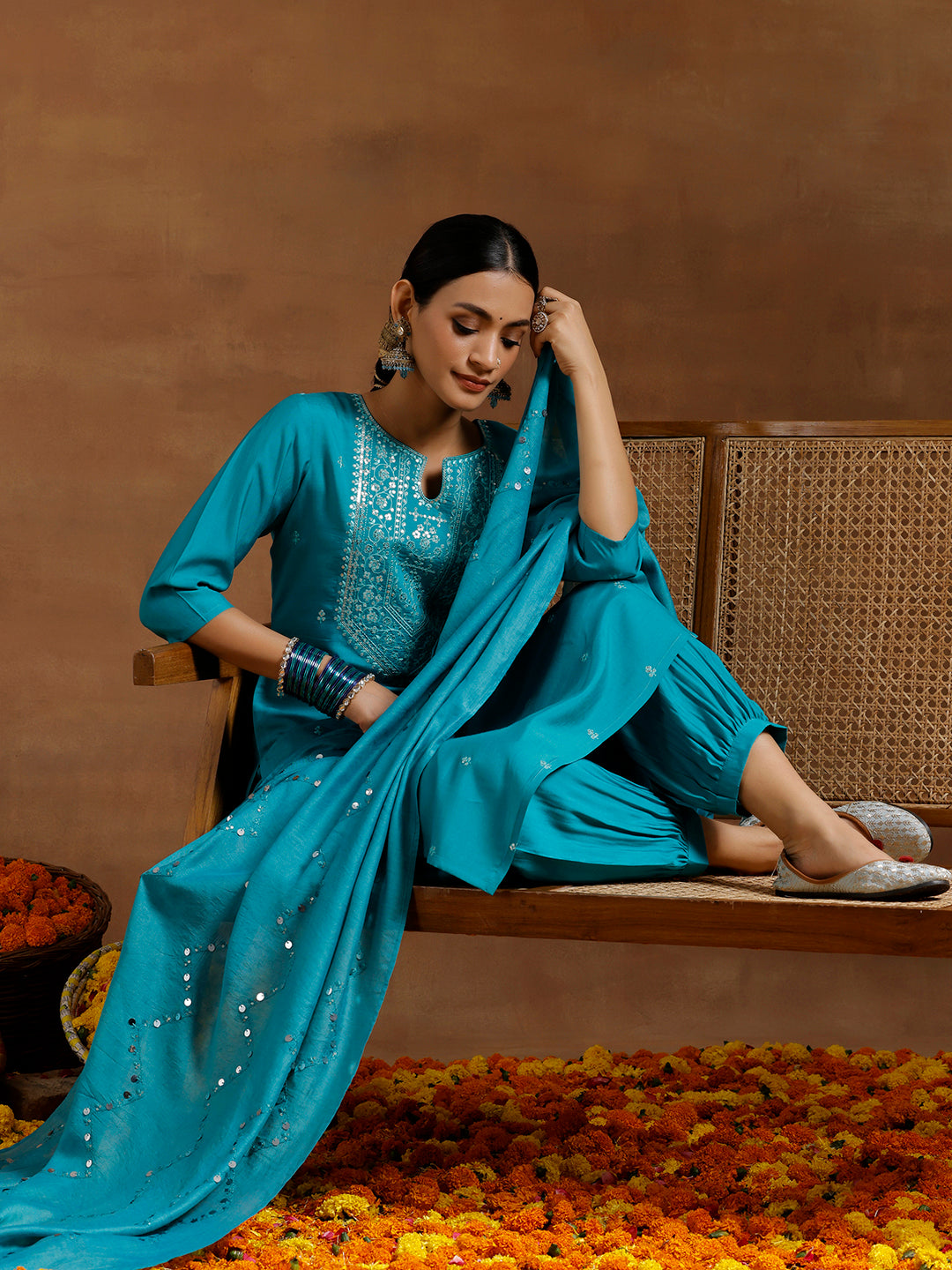 Libas Sale - Offers up to 40% Off on All Indian Women's Clothing ...
